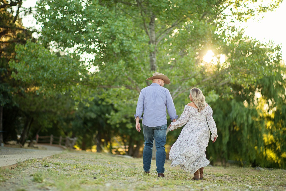 Doug & Marney | Julian Station—A Rustic San Diego Wedding - Amy Gray ...