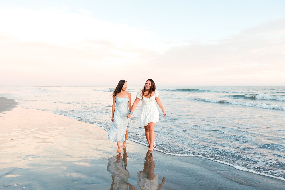 Mother & Daughter Portraits on Coronado Beach - Amy Gray Photography Mother & Daughter Portraits on Coronado Beach - Amy Gray Photography