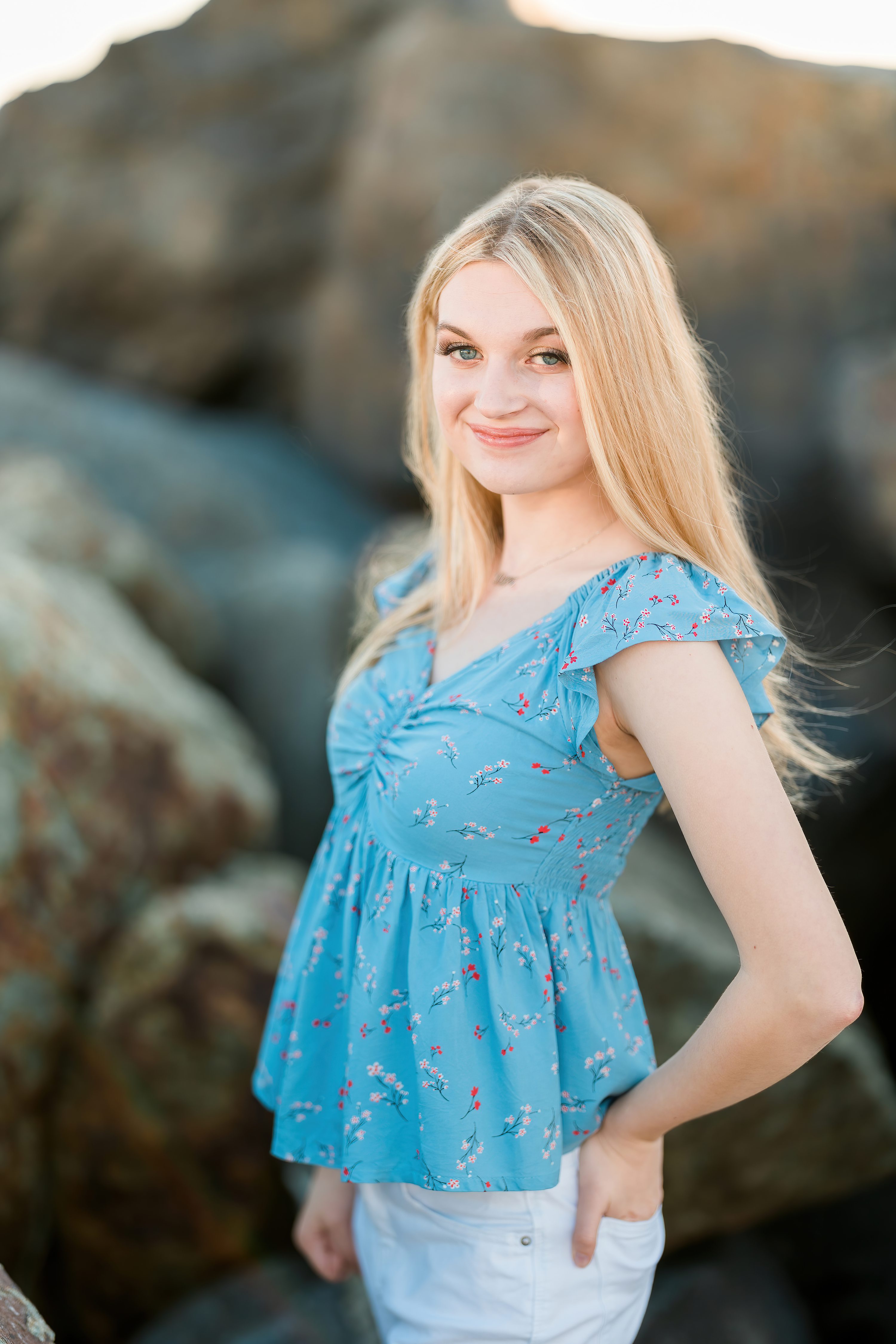 Lissa's Senior Portraits on Coronado Beach San Diego - Amy Gray Photography