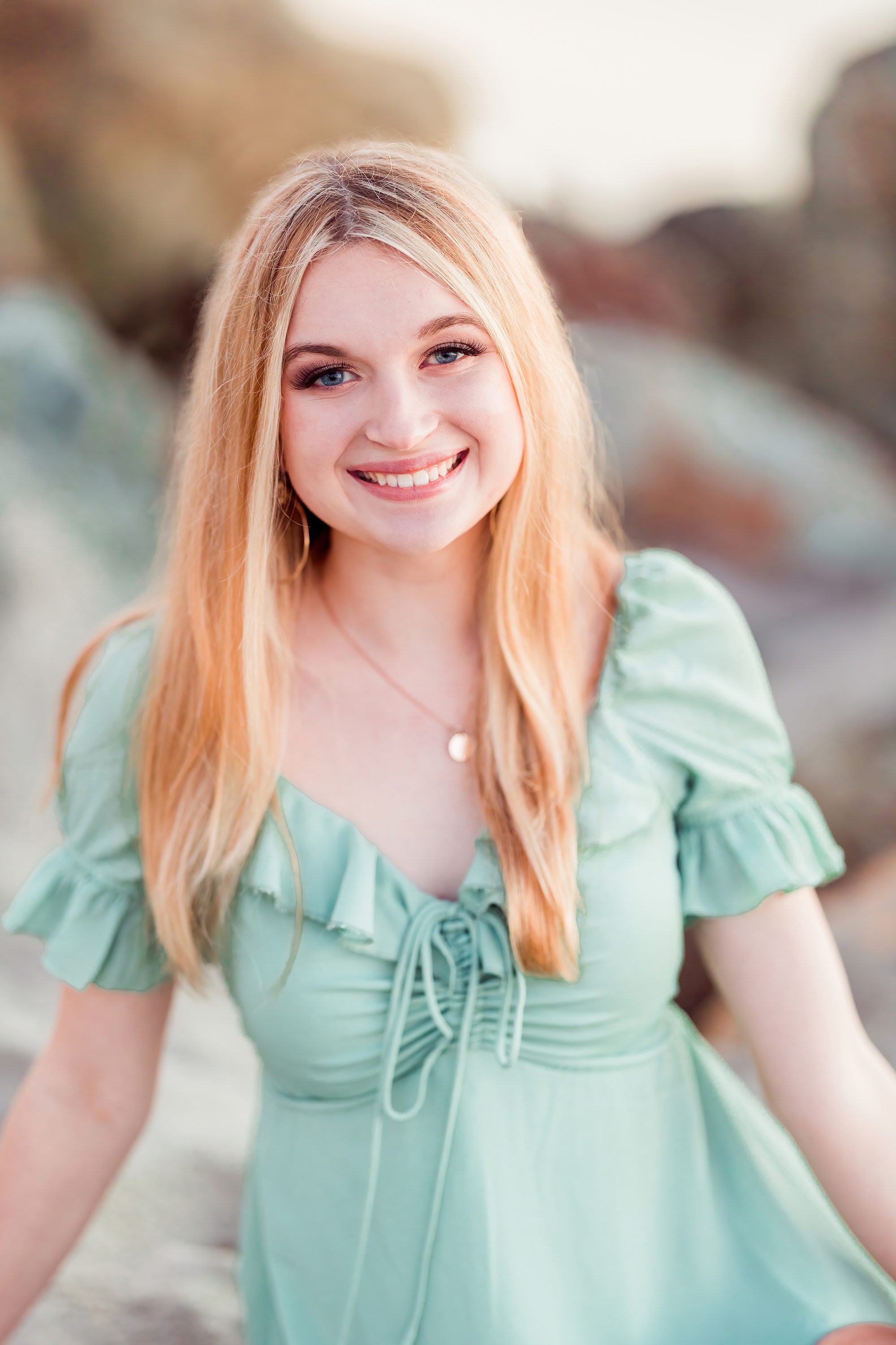 Lissa's Senior Portraits on Coronado Beach San Diego - Amy Gray Photography