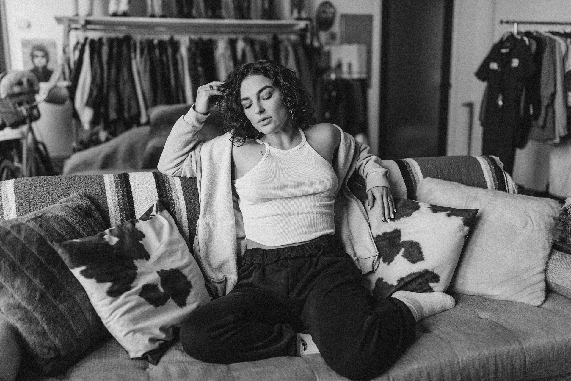 Sultry Downtown LA Boudoir Session with Fitz - Mackensey Alexander ...