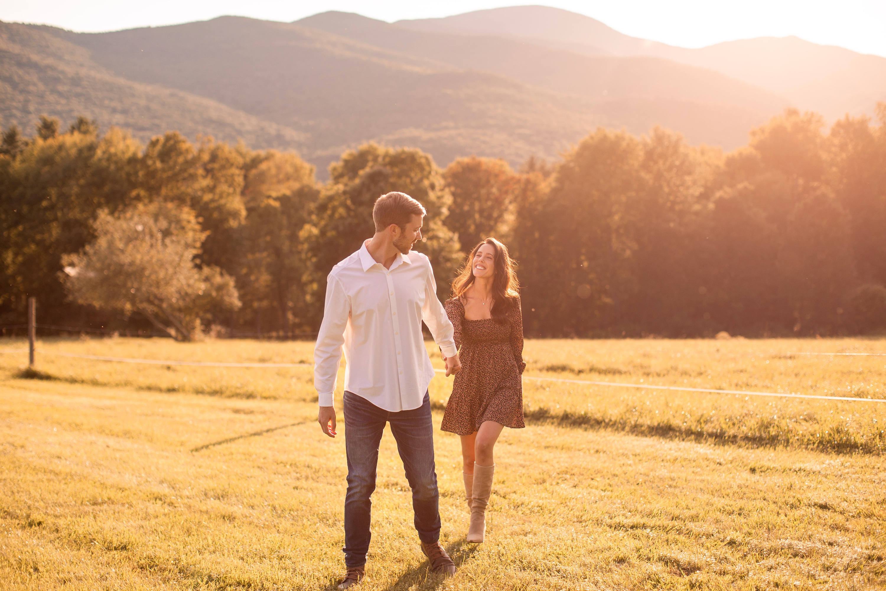 Paige + Andrew | Laid back Couples Session in the Vermont Mountains ...