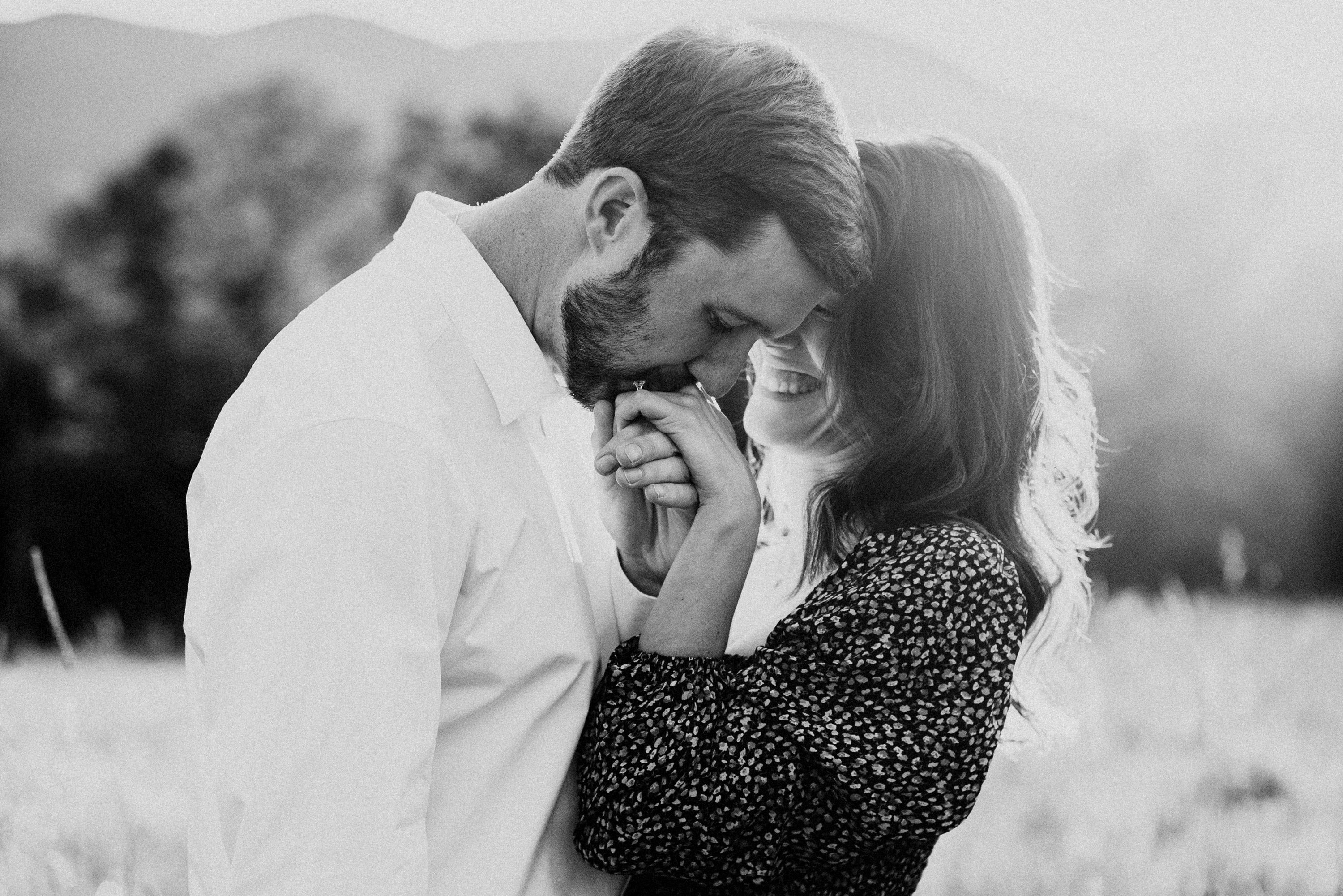 Paige + Andrew | Laid back Couples Session in the Vermont Mountains ...