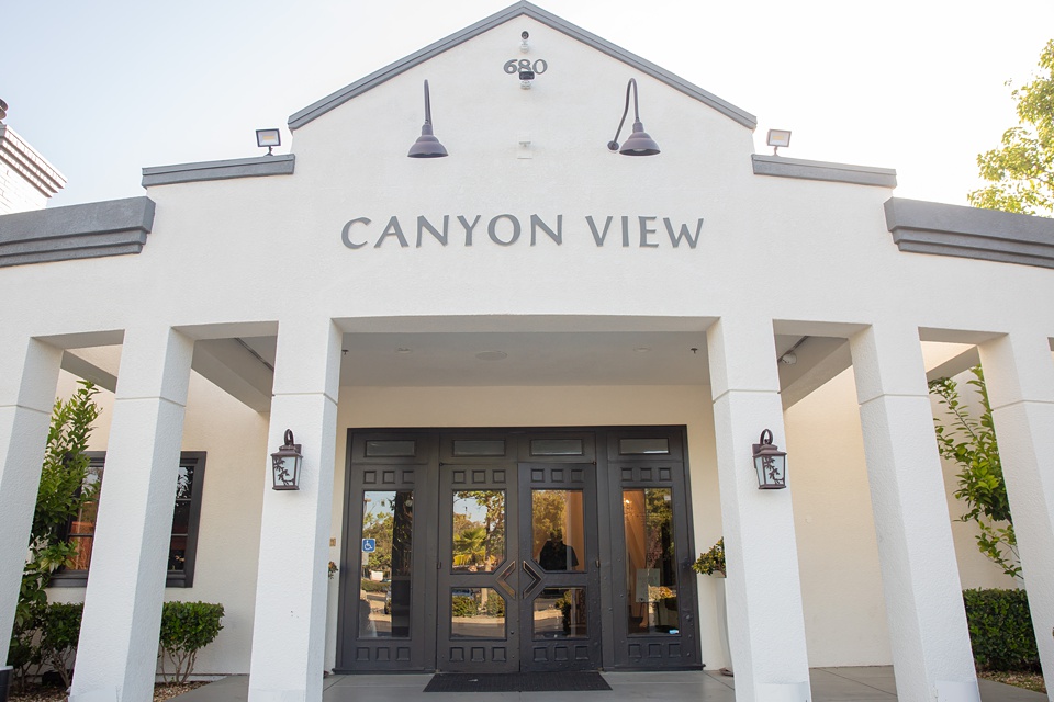 Canyon view wedding | Beachweddingtips.com